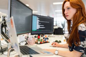 Green Lines On Monitor: 6 Ways To Get Rid Of Them Forever